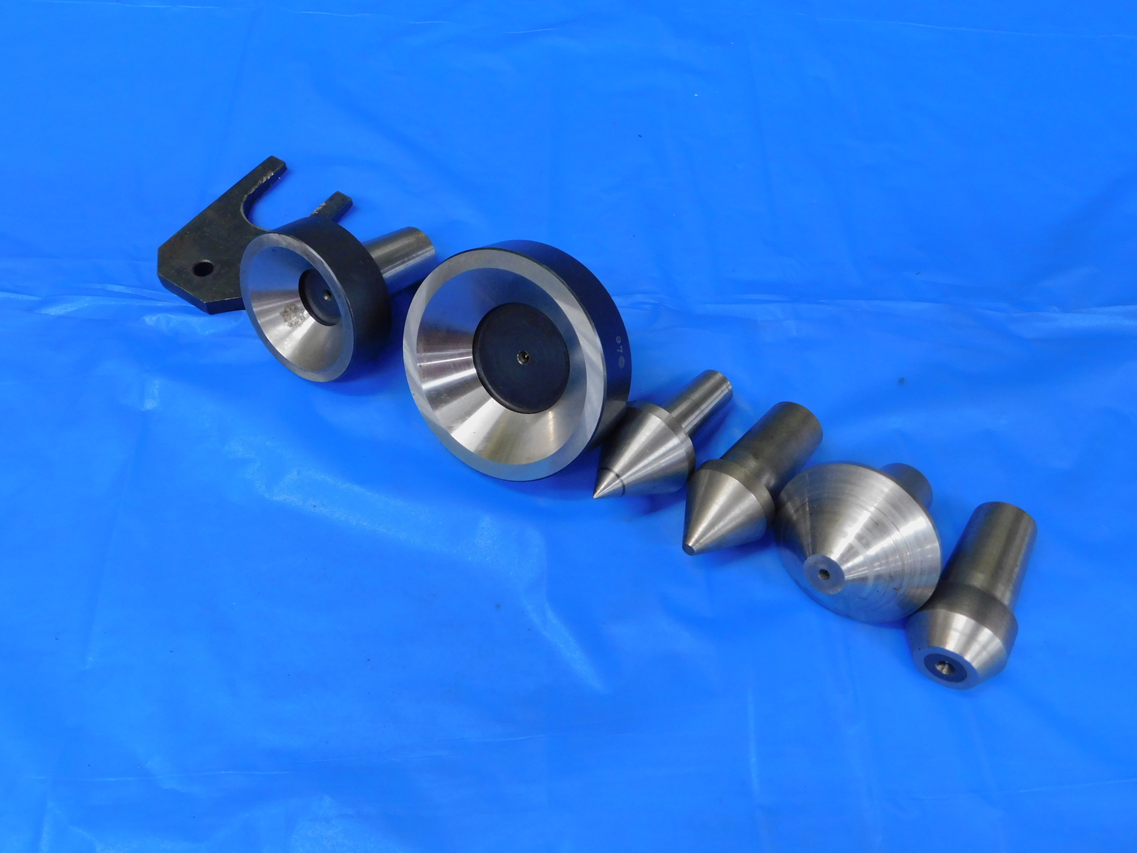 7 PC CSN 24-3303 HEAVY DUTY LIVE CENTER SET WITH INTERCHANGABLE TIPS ...