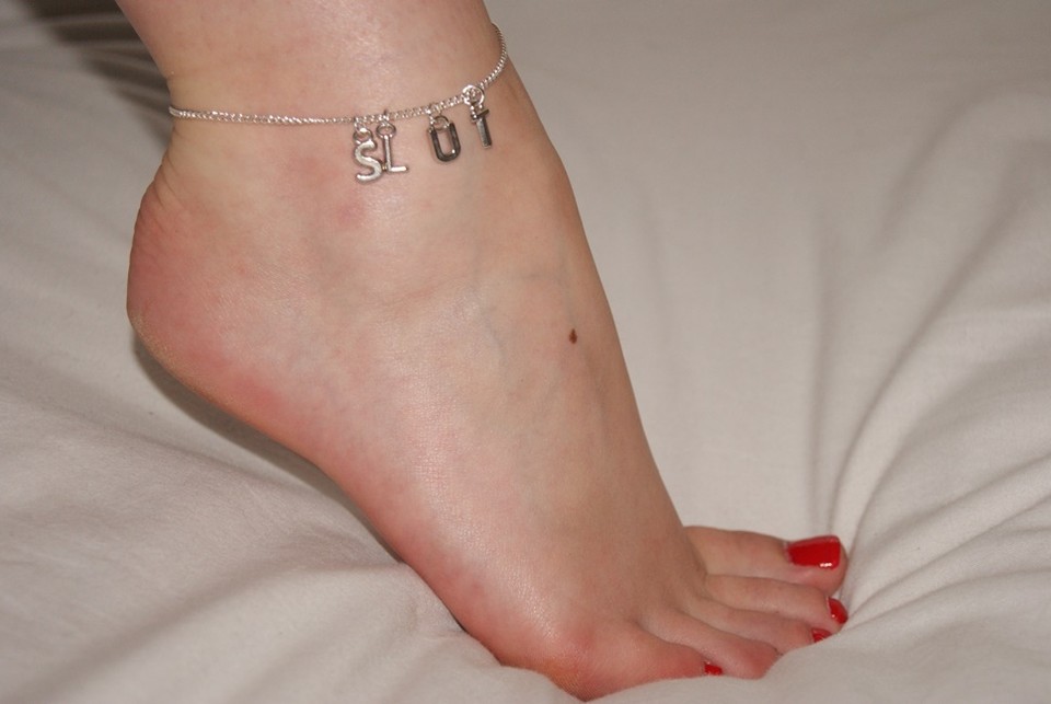 Sexy Premium Anklet Ankle Chain Jewellery 'SLUT' Hotwife Fetish ...