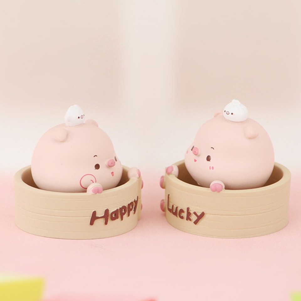 2Pcs Car Shaking Head Pig Statue Car Interior Ornament Home Office ...