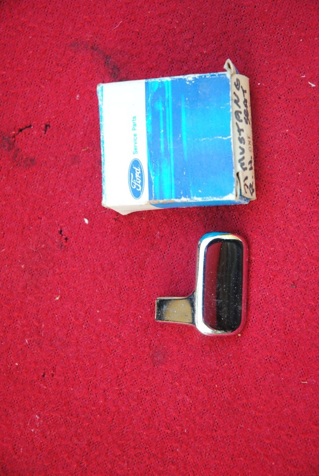 71 72 73 NOS FORD MUSTANG SEAT BACK LATCH SIDE MOUNT KNOB LH D1FZ ...