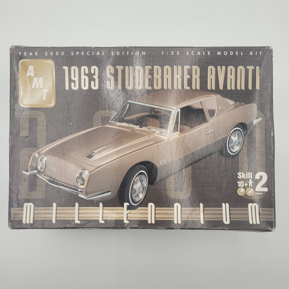 AMT 1/25 1963 Studebaker Avanti 2000 Millennium 30268 Parts Interior ...