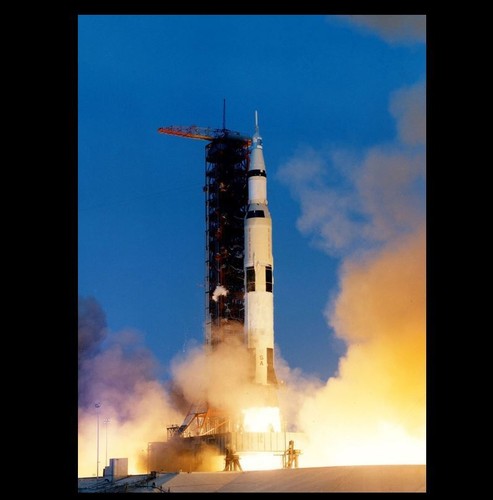 Apollo 13 Launch PHOTO, Aborted Moon Mission Astronaut, Near Disaster ...