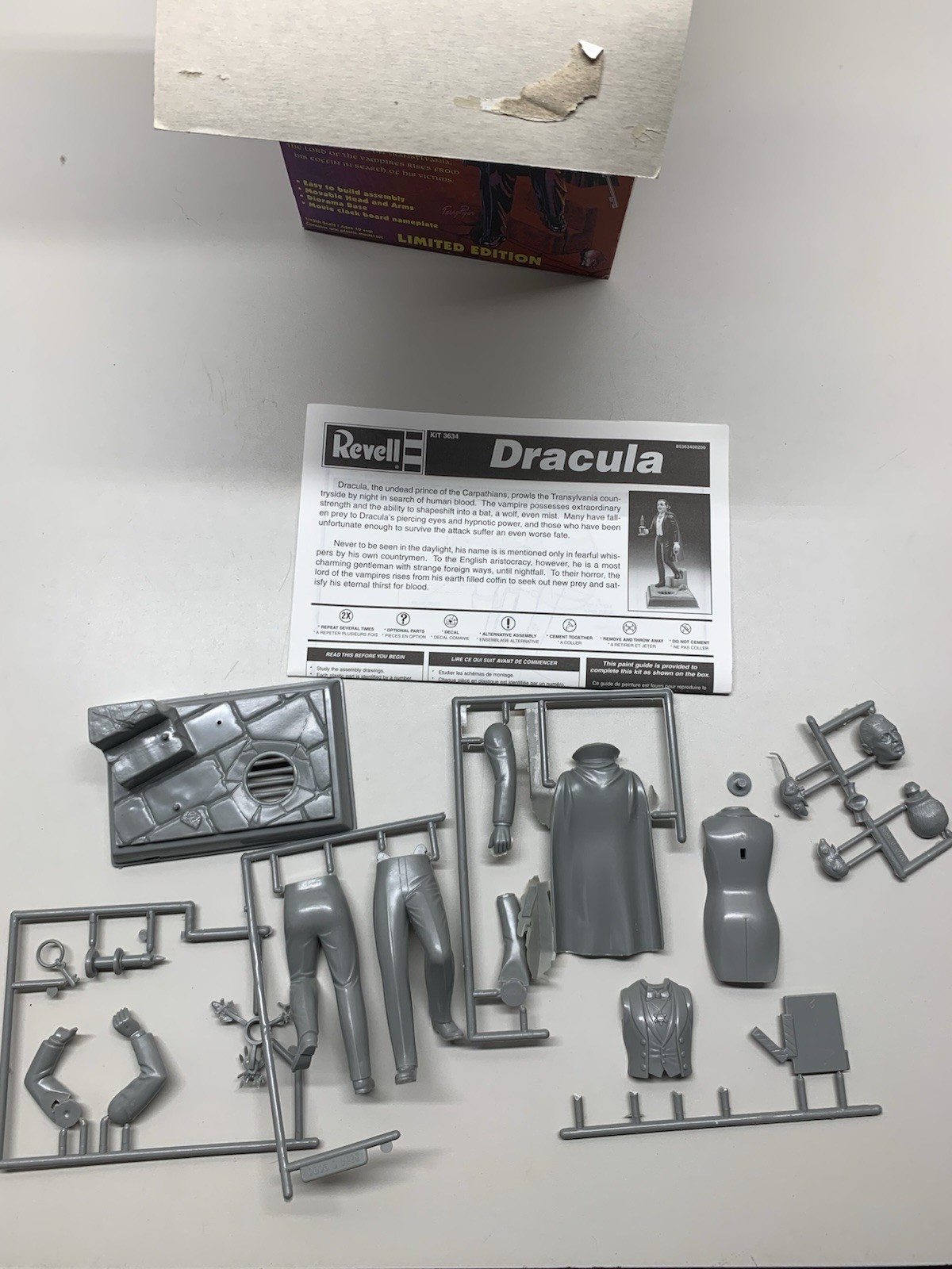 1999 Revell Dracula Monsters Of The Movies Ltd Edition 1:12 Model Kit ...