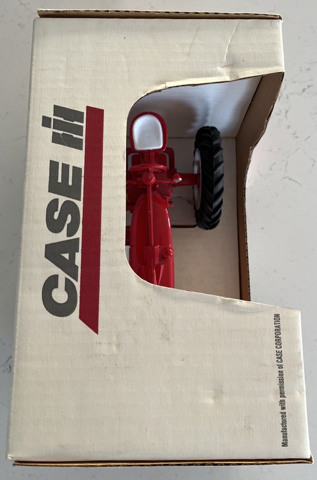 Country Classics By Scale Models Farmall Super MD Tractor Die Cast NIB ...