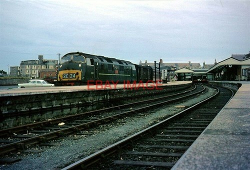 PHOTO NEWQUAY RAILWAY STATION 1964 THE SIZE OF THE STATION WITH 3 ...