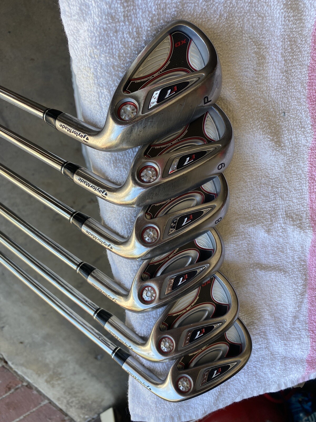 TaylorMade r7 XD Iron Set (5-PW) Flex Uniflex Excellent Condition. | eBay