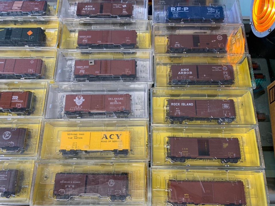 KADEE HO BOX CARS @$36 FREE SHIP KCS C&O MILW B&M STLSW SSW CP SOU L&N ...