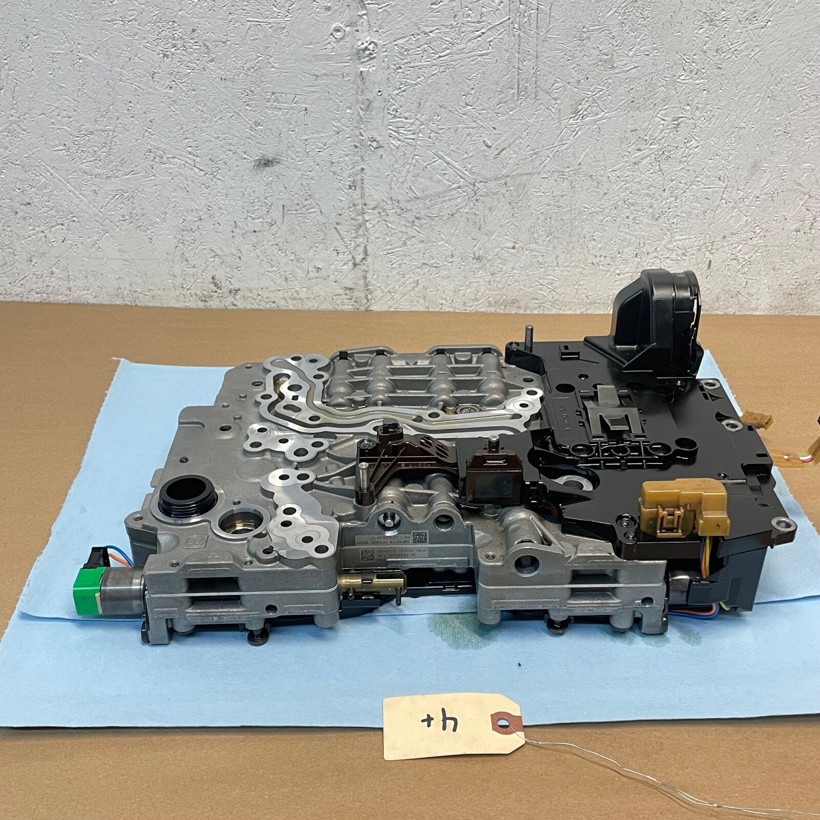 12-16 BMW F30 F32 320 428 A/T TRANSMISSION VALVE BODY MECHATRONIC OEM ...