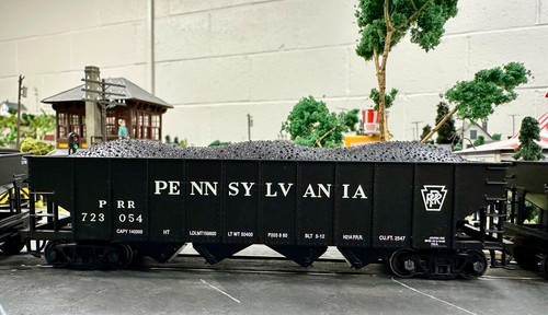 Bowser 60031 HO Scale H-21a 4-Bay Hopper PRR 723054, Assembled Kit ...
