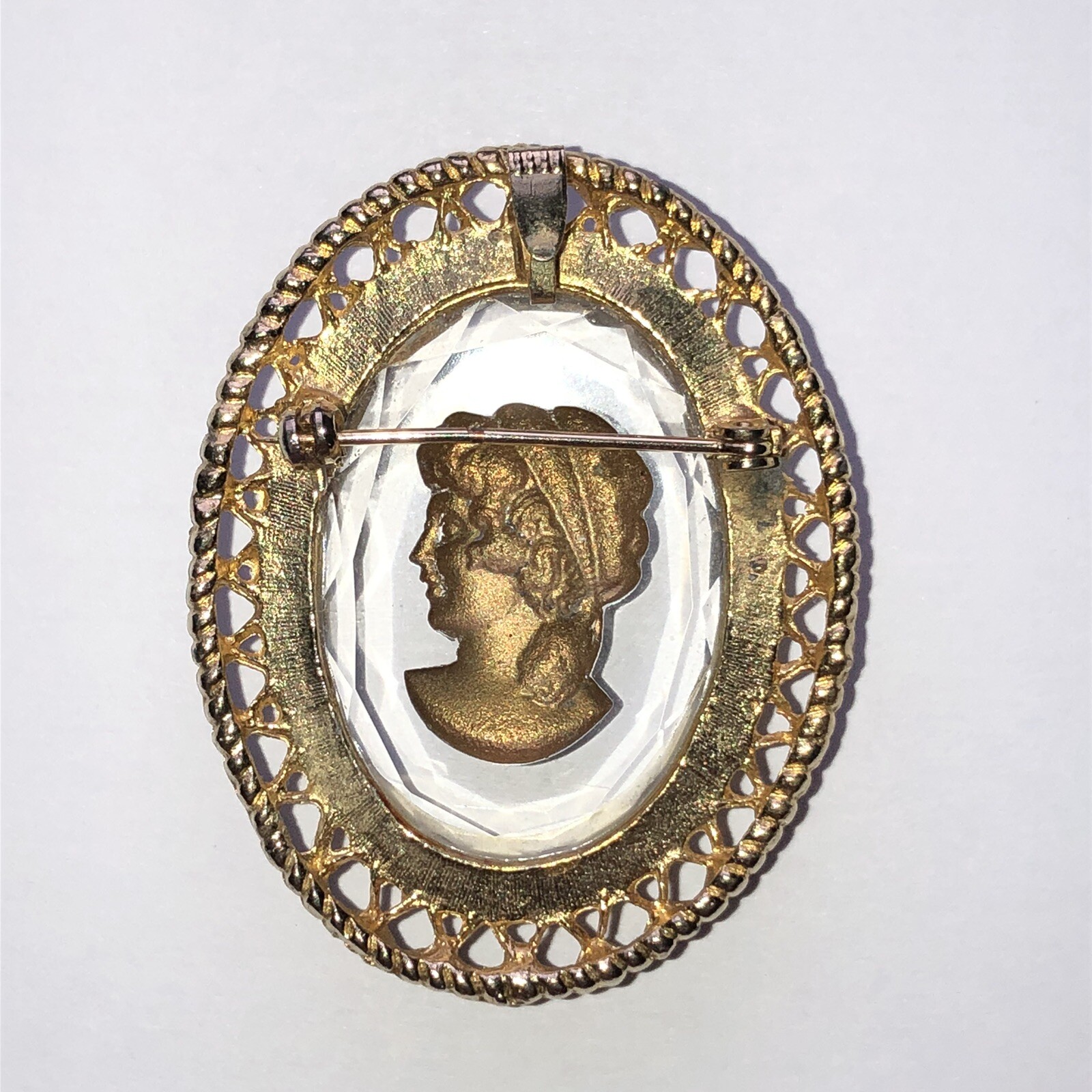 Intaglio clear Glass Cameo Gold tone Oval Pin Brooch … - Gem
