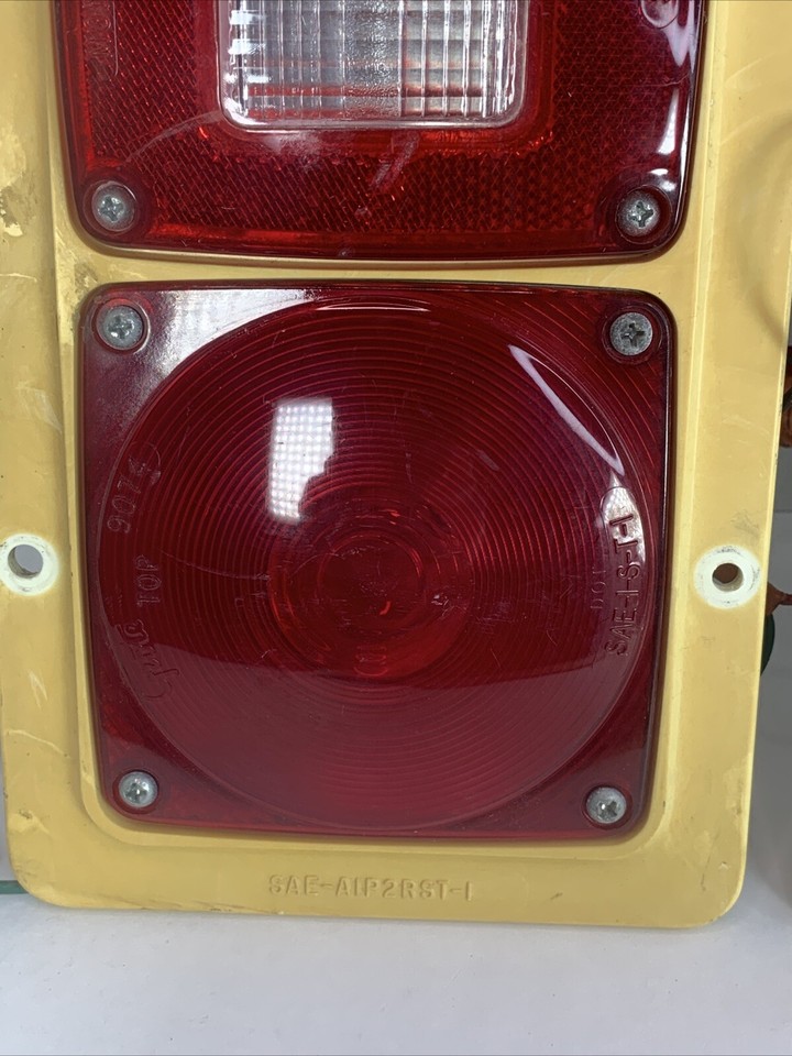 Vintage Rare Monarch 5129 Tail Light Set Camper RV See Photos For ...
