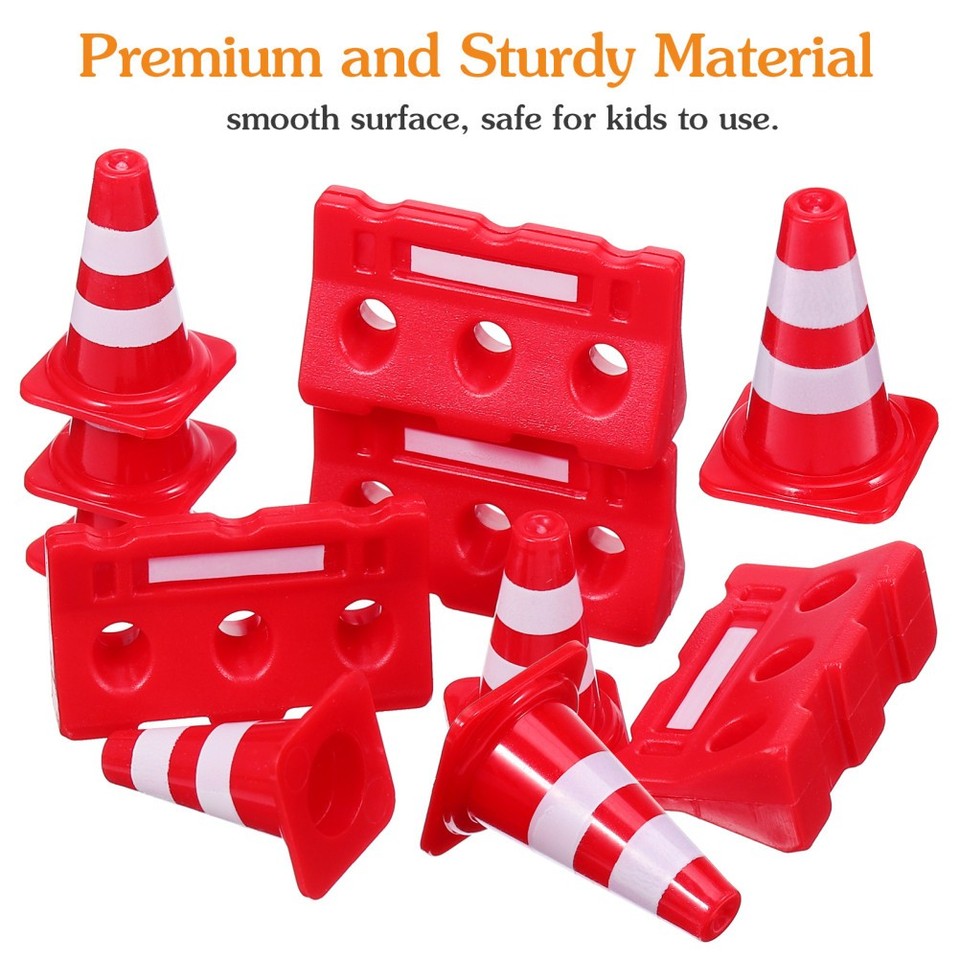 24 Pcs Mini Plastic Traffic Cones Fences Road Signs Playset Toys for ...