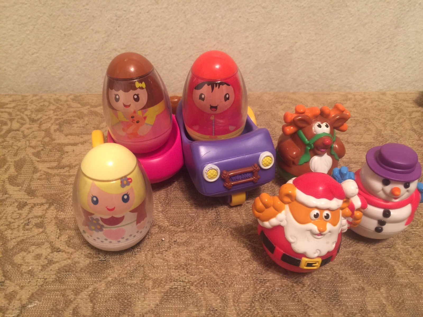 HASBRO PLAYSKOOL WEEBLE WOBBLES LOT**6 Figures and 1 car with side car ...