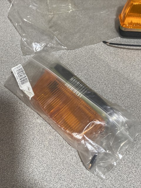 Vintage Weldon #5000 Marker Lights for Trailer RV Airstream 3 Red & 4 ...