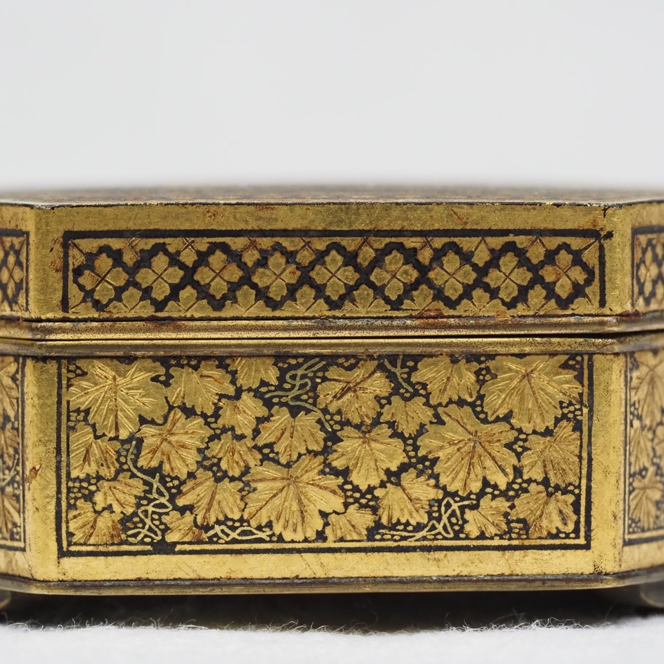 Japanese Fine Komai Style Meiji Dynasty Damascene Iron Gold Inlaid ...