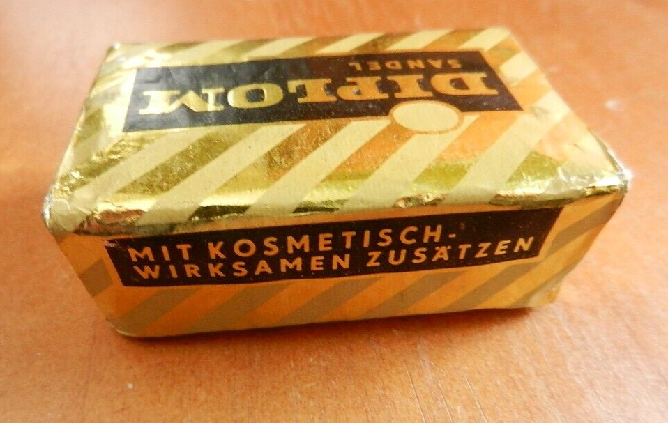 VINTAGE LATE 70-s EAST GERMAN GDR DDR BEAUTY SOAP "DIPLOM", 3 OZ/ 100g ...