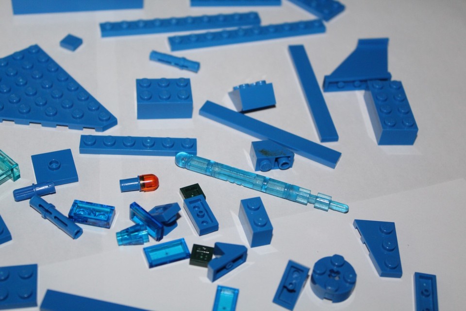 Huge Lego Brick Lot Special Pieces Assorted Clear Blue Accessories ...