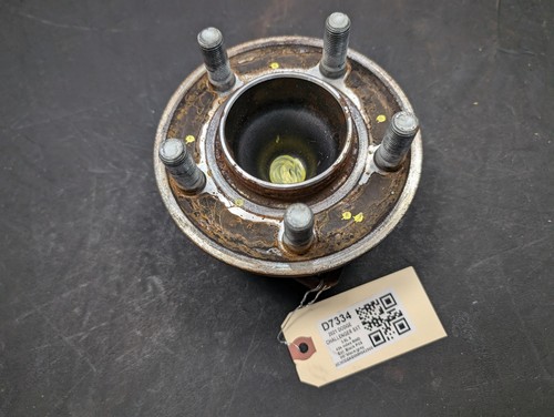 Front Left Wheel Hub 2021 Dodge Challenger 68302651AA 2012 2013 2014 ...