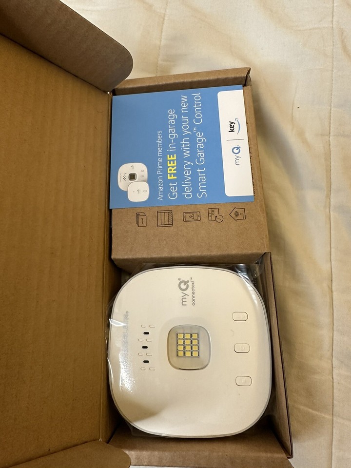 Chamberlain MyQ Wireless Smart Garage Hub and Controller - White ...