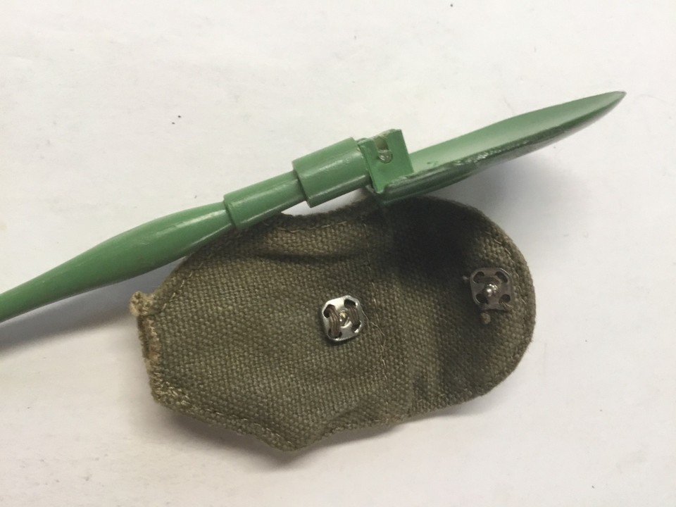 1964 GI JOE TM Vintage HASBRO — Footlocker Graveyard Early Entrenching ...