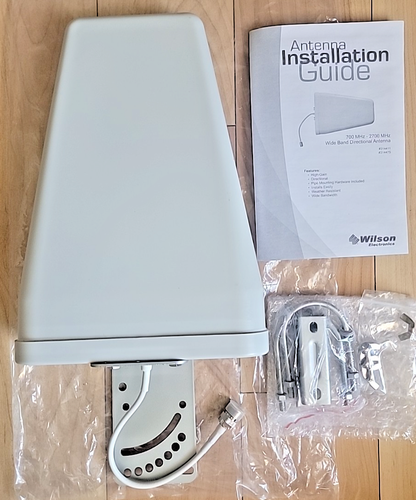 WILSON 314411 Wide Band Directional Antenna 700-2700 MHz F-Female ...