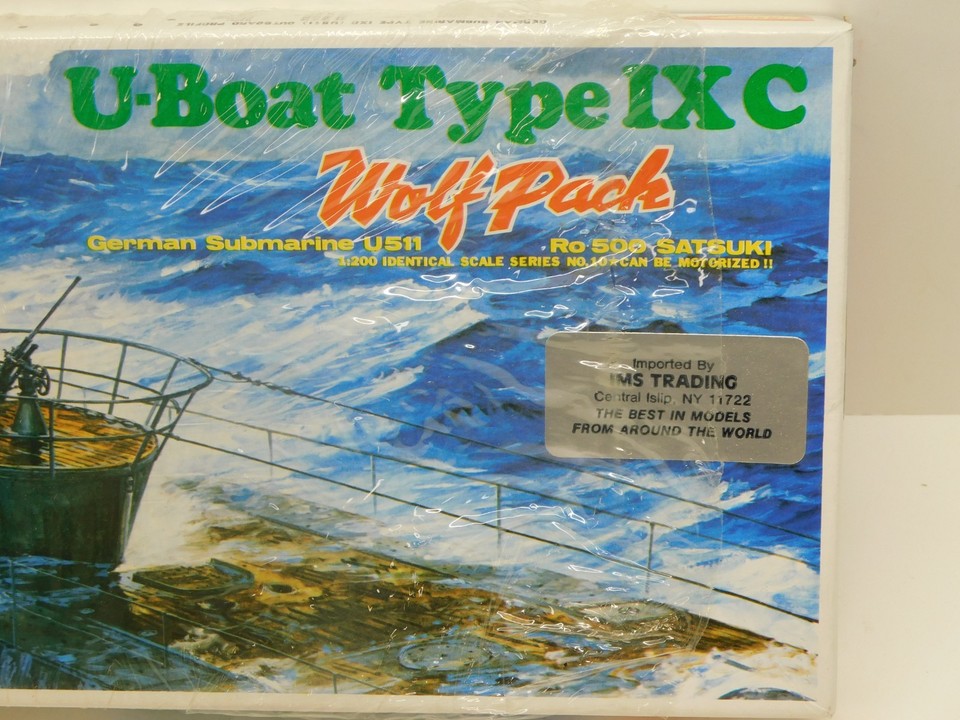 Nichimo German U-Boat Type IXC Wolf Pack Submarine Model Kit: 1/200 ...
