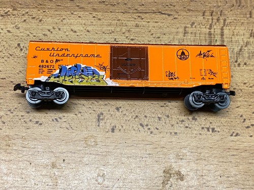 Vintage Model Train Box Car Cushion Underframe B&O 482672 Metal | eBay