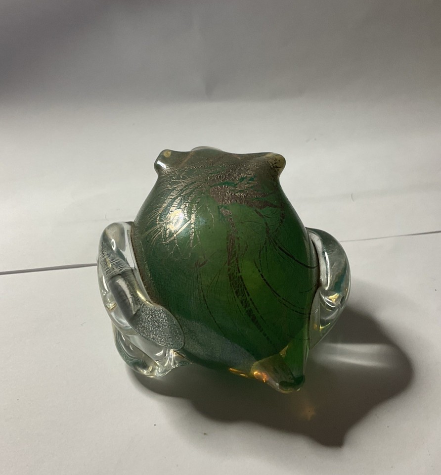 Green glass Frog With Fluid Gold. See Label. Art Glass. Length 8 cm s G ...