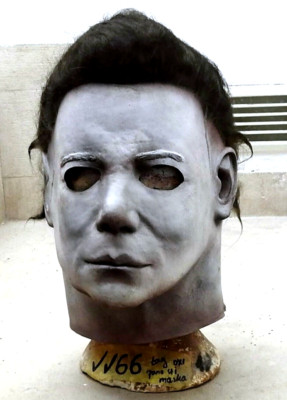 Halloween Nag Castle 75k Special edition Michael Myers mask horror ...