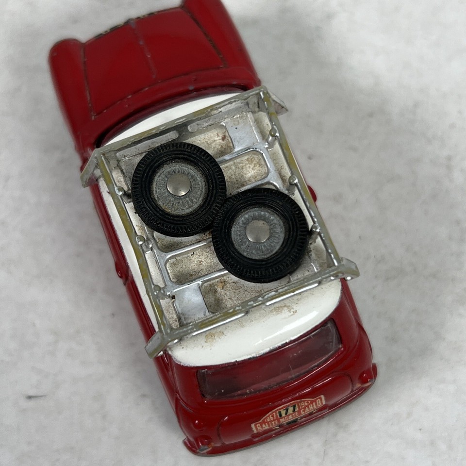 CORGI No:339 - BMC MINI COOPER S #177 “Rally Monte-Carlo 1967” (1967 ...