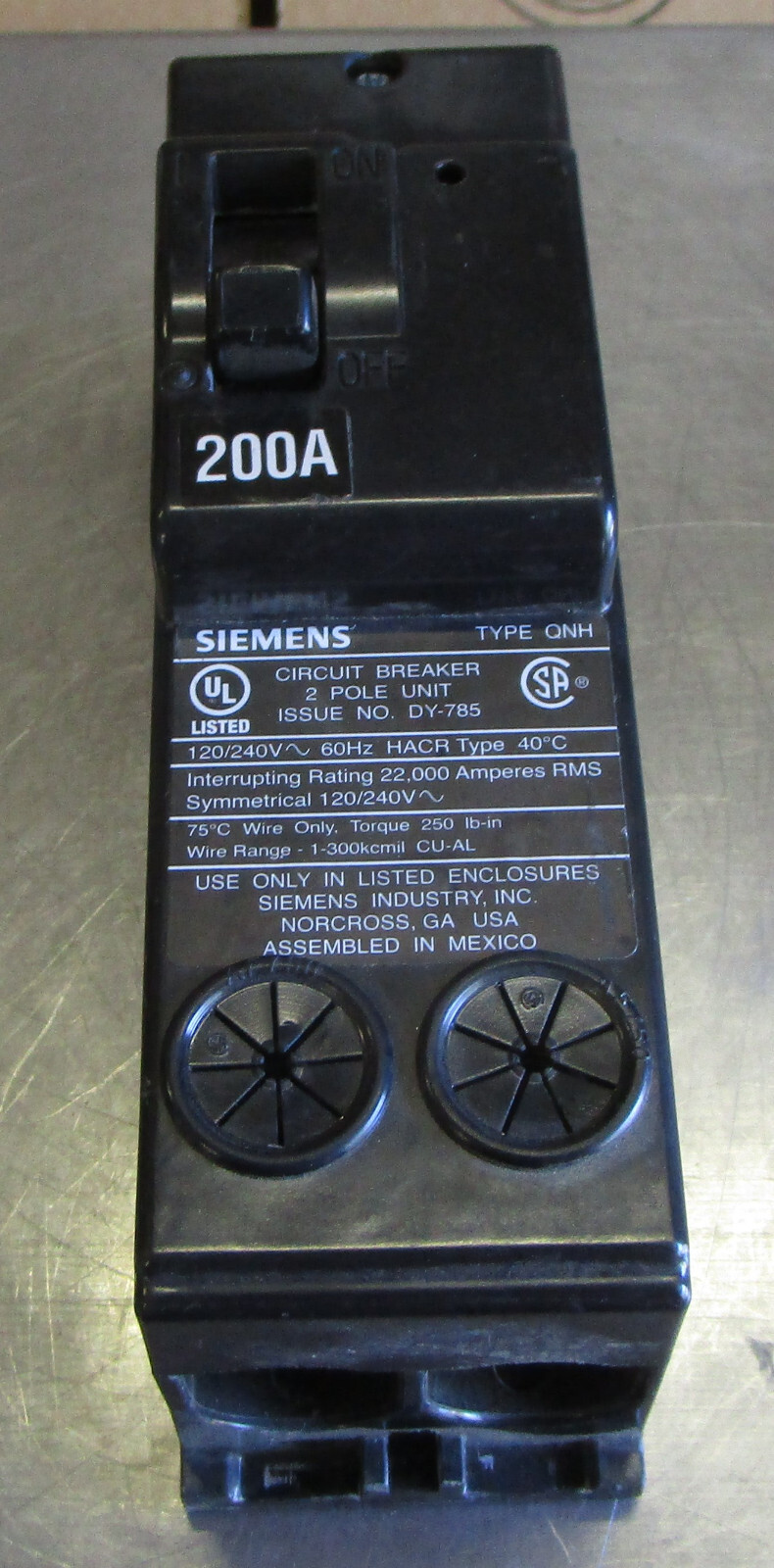 Siemens QNH 2 Pole 200 Amp 120/240V Circuit Breaker Used Take Out / R9 ...