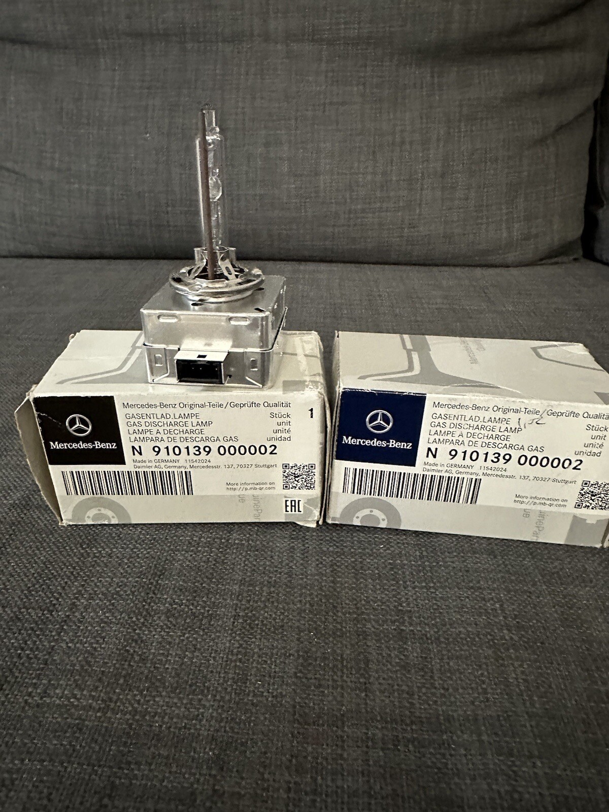 Mercedes-Benz Xenon Headlamp Bulb Gas Discharge Lamp N910139000002 OEM ...