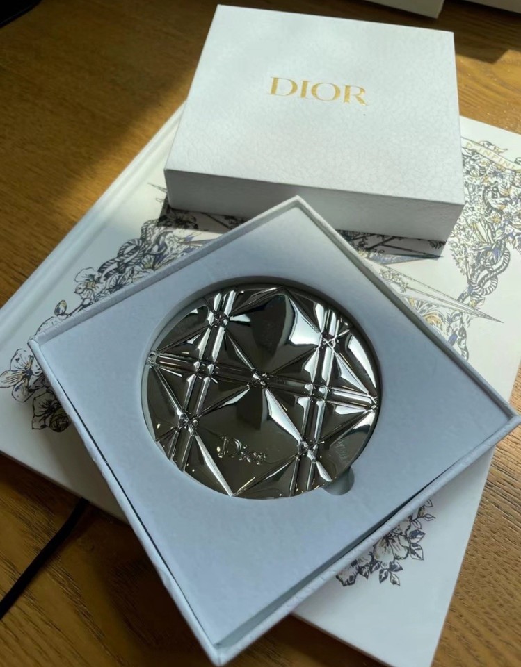 Christian Dior Beauty VIP GWP Gift Metalic Quilted Compact Mirror NWB ...