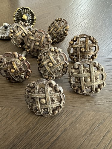 Vintage 1947 Brass Pie Criss Cross Daisy Drawer Pulls + Others Total of ...