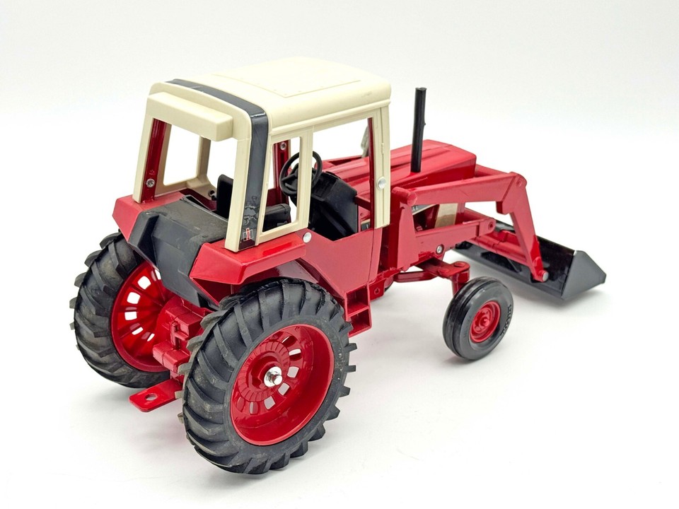 1/16 International Harvester 1586 Tractor With Loader | eBay
