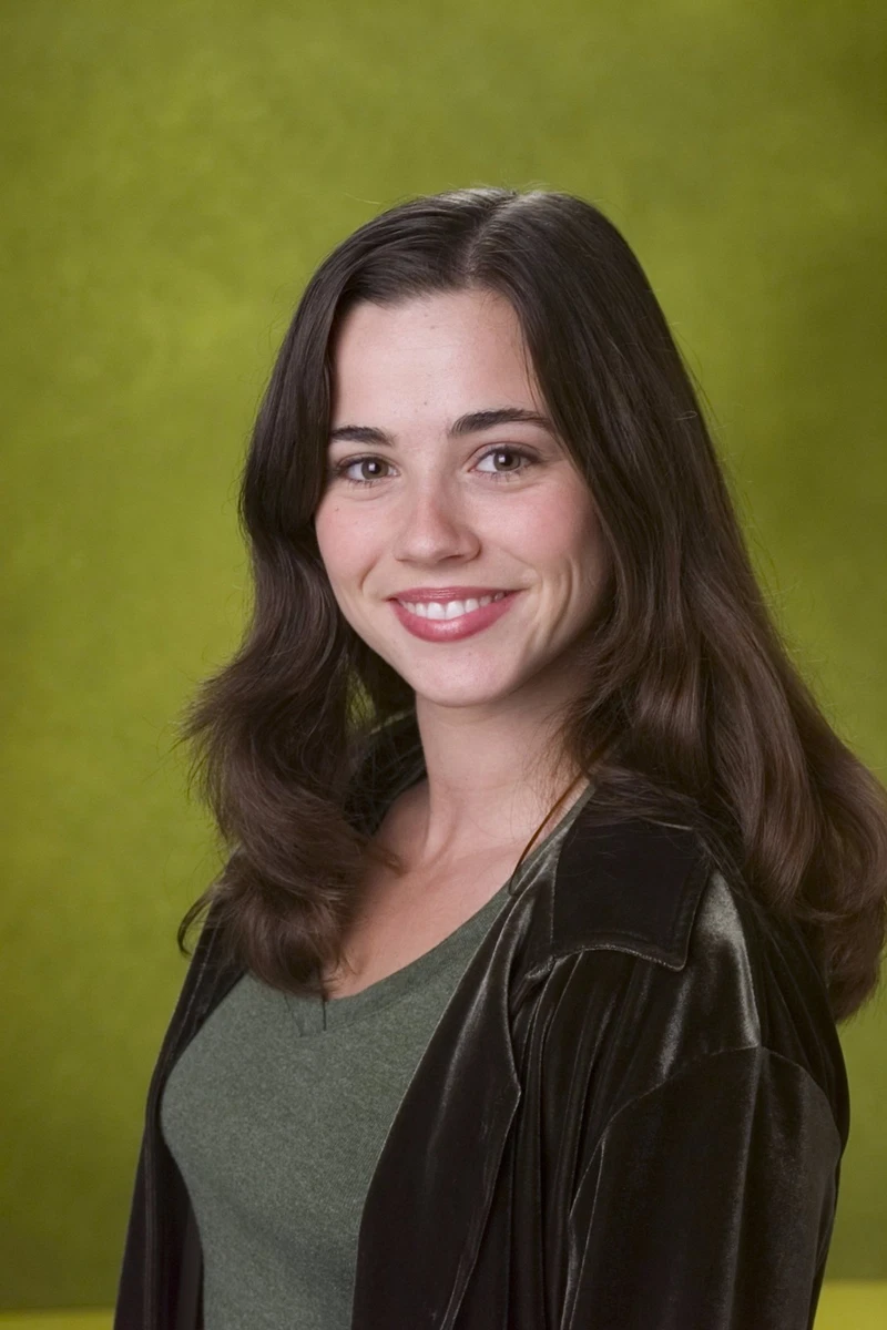 Linda Cardellini Freaks And Geeks Dress