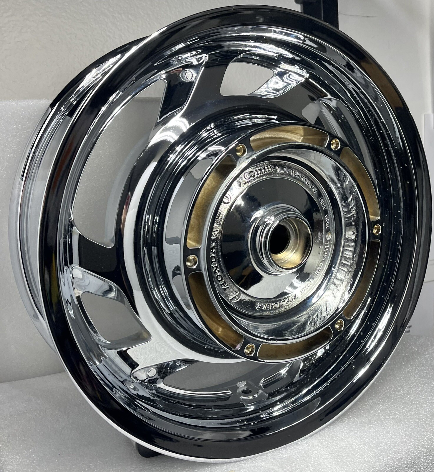 HONDA 1997 -03 VALKYRIE REAR GL1500 CHROME WHEEL 44650-MBY-670 OEM ...