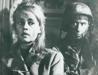 JEANNE MOREAU ELI WALLACH THE VICTORS 1963 PHOTO ORIGINAL #17 | eBay