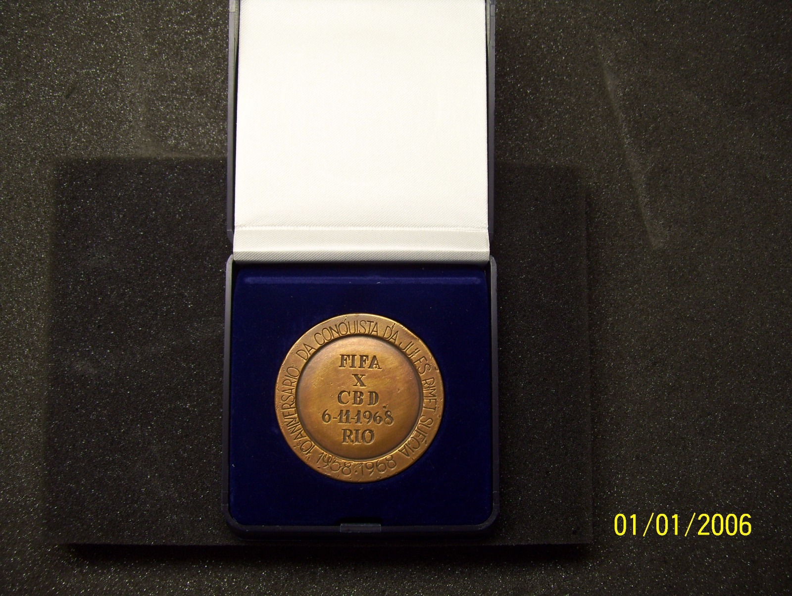 FIFA 10 ANIVERSARY 1958-1968 JULES RIMET MEDAL | eBay