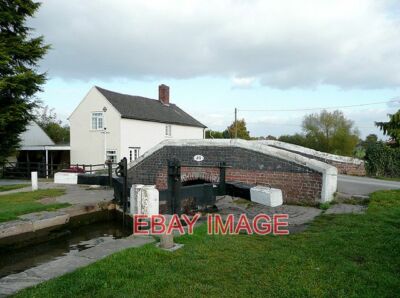 PHOTO BAGNALL LOCK AND BRIDGE NO 49 ALREWAS STAFFORDSHIRE THE BOTTOM ...