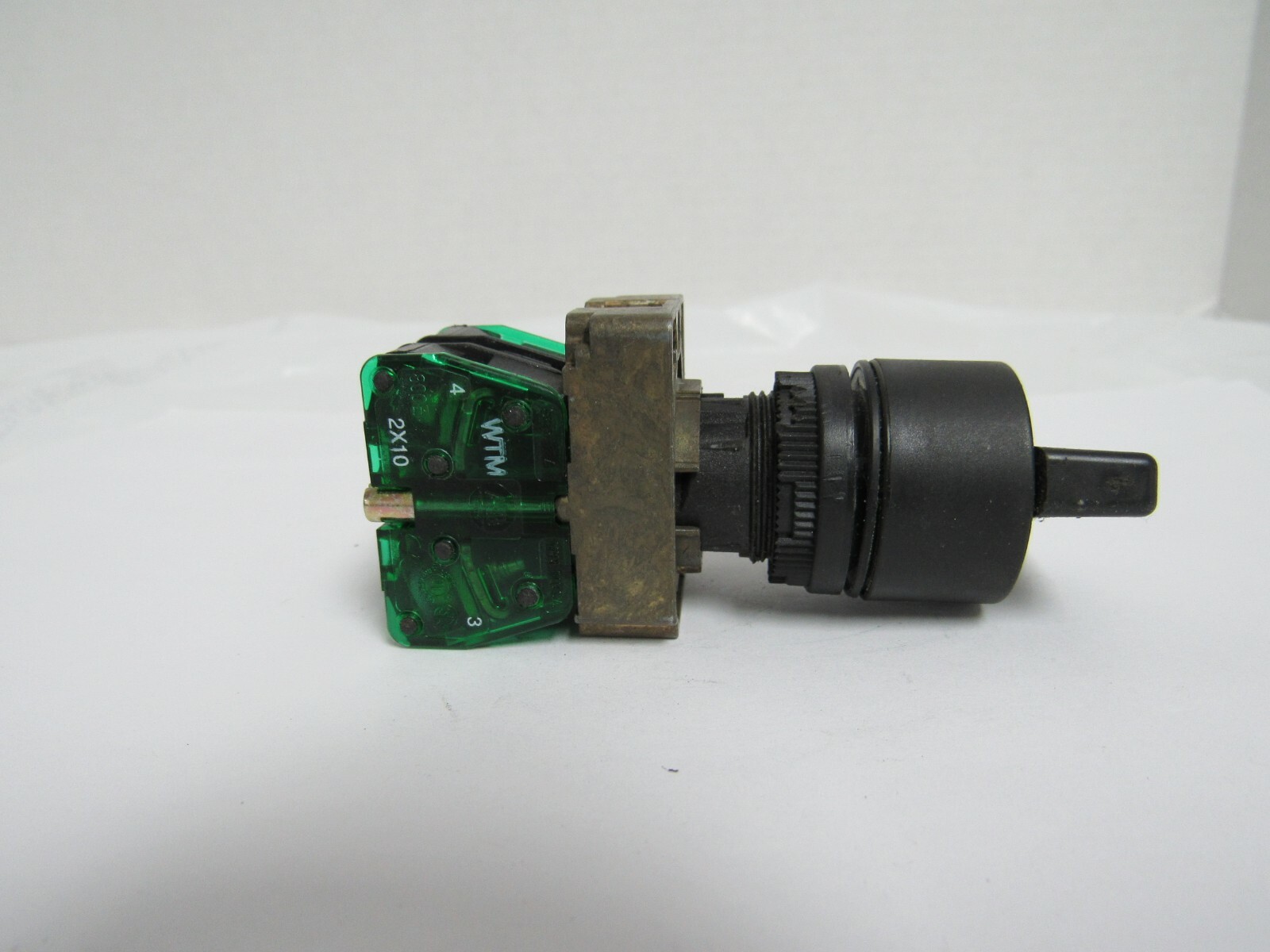 ALLEN BRADLEY SELECTOR SWITCH 800E | eBay