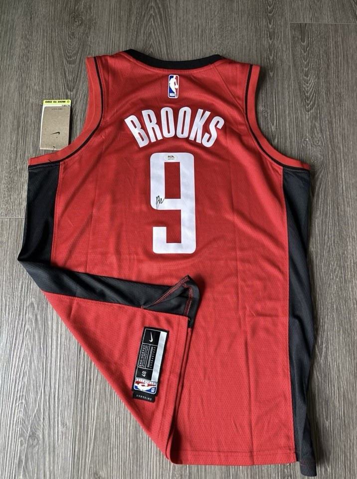 NBA Autographed Jersey Box! PSA Authentication - All Stars - Stars ...