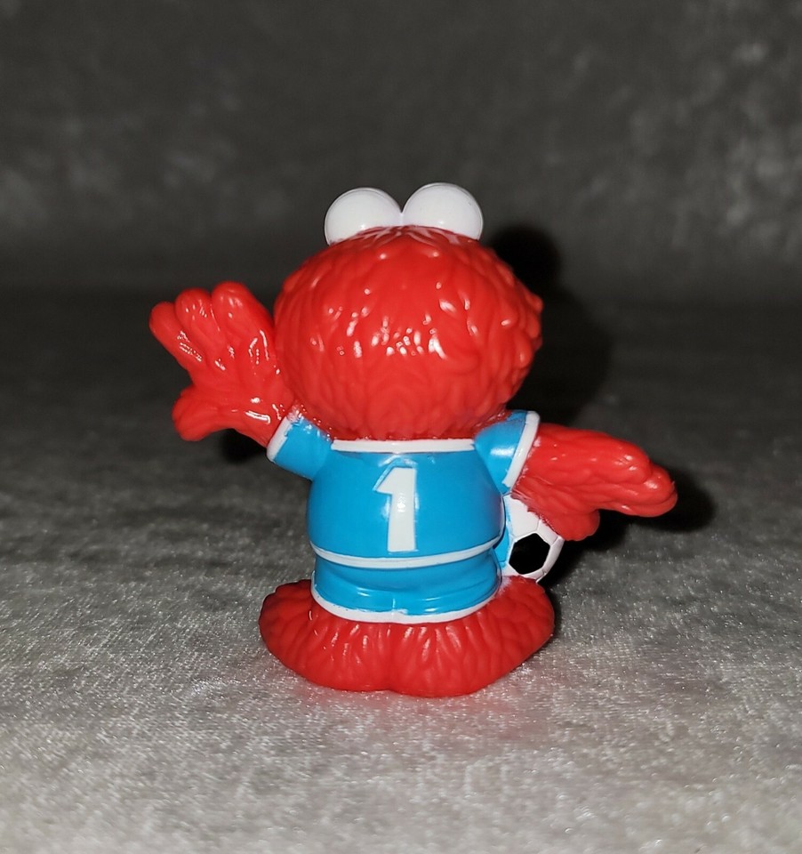 Sesame Street Workshop Elmo PVC Figure Figurine Soccer Hasbro 2011 | eBay