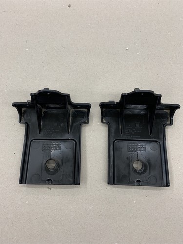 2x Chevy GM OEM 15 16 17 18 Tahoe Front Bumper Cover Bracket 22936479 ...
