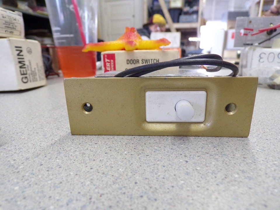 NEW Tork Alert Signaling Devices Door Switch On When Open 7A502 *FREE ...