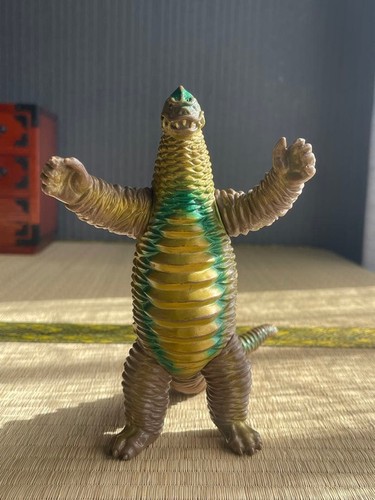 Ultraman Figure Red King Monster Series Soft Vinyl Bandai 1983 | eBay