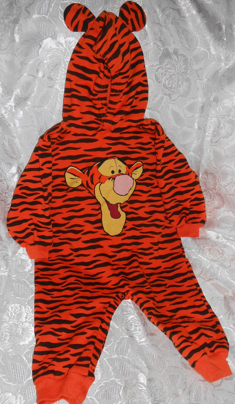 Disney Tigger Hoodie Outfit with Ears on Hood Face | eBay