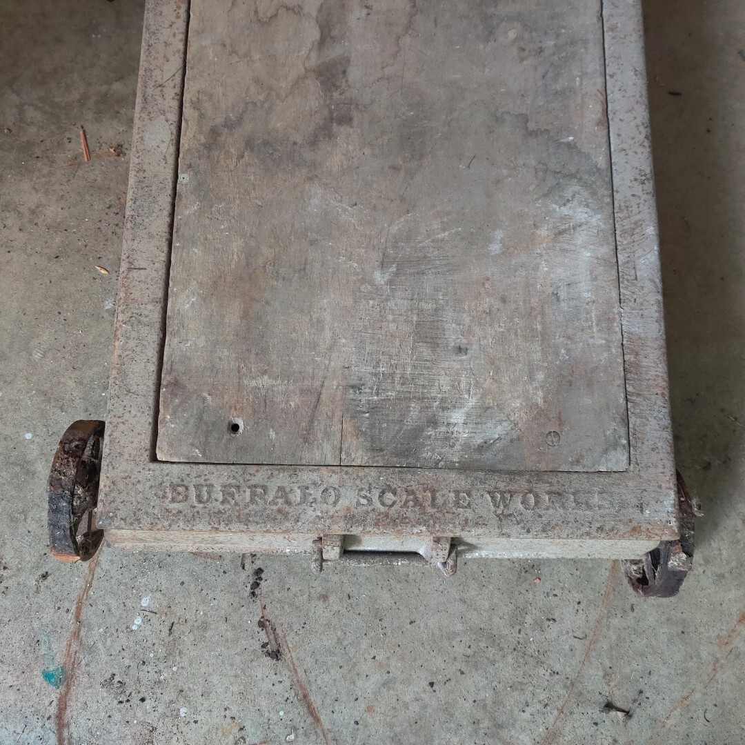 Antique platform scale Buffalo Scale Works Company - vintage grain ...