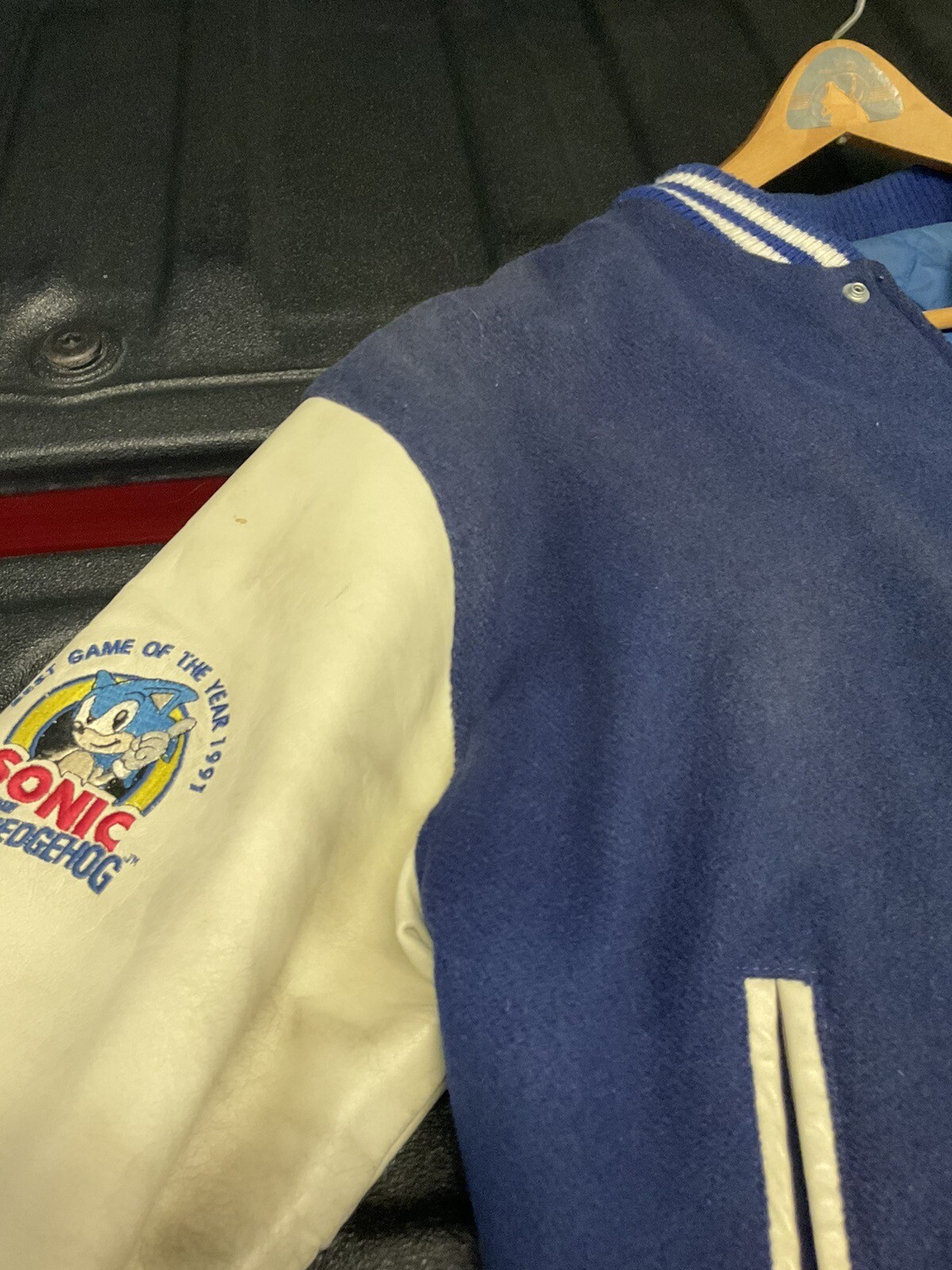 SEGA Sonic The Hedgehog Member Employee Crew USA vars… - Gem