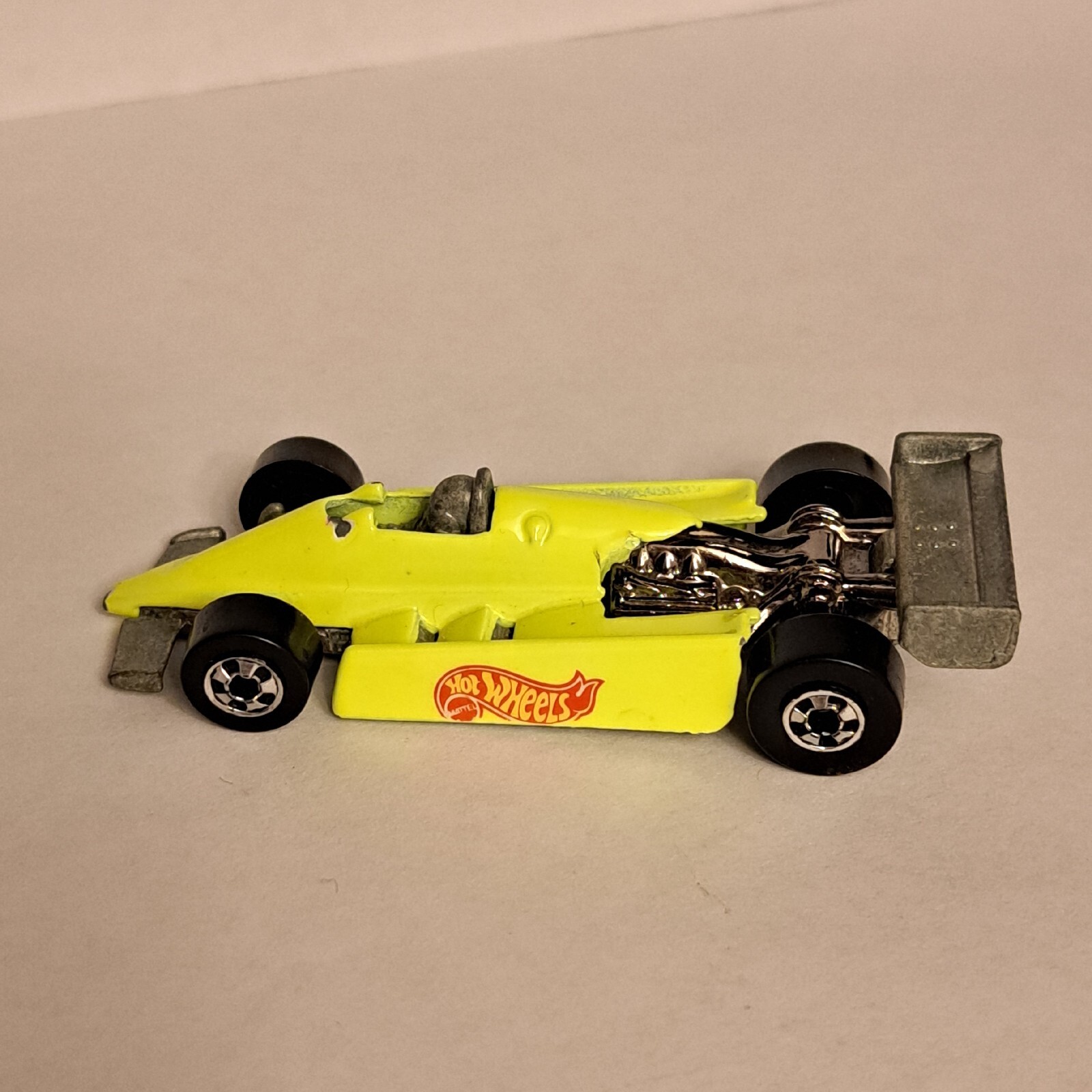 Hot Wheels Mattel 1982 Indy Formula 1 Race Diecast Car Yellow Green ...